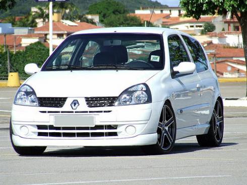 Envelopados e Tunados: Renault Clio Tunado