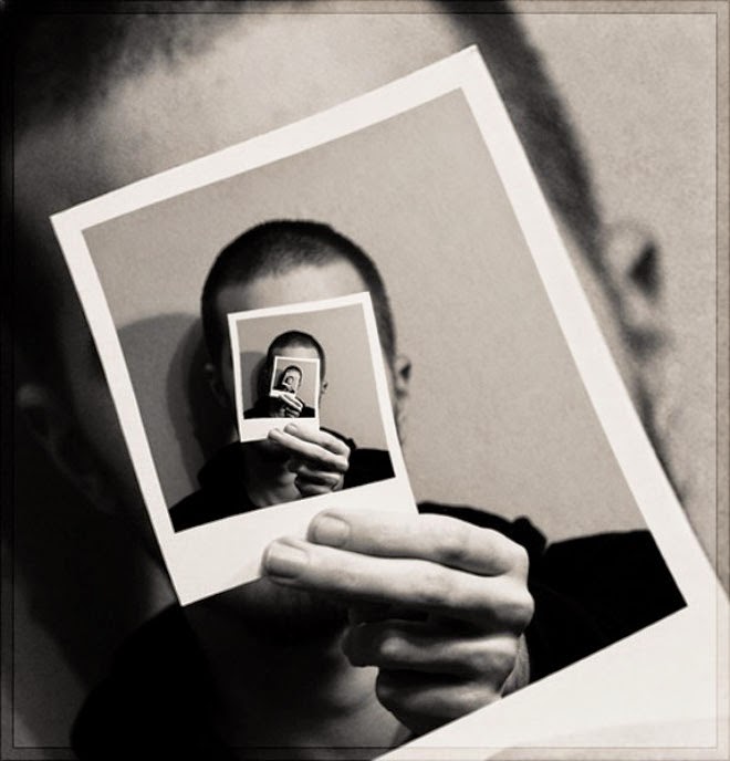 Best Droste Photography Examples And Inspirations