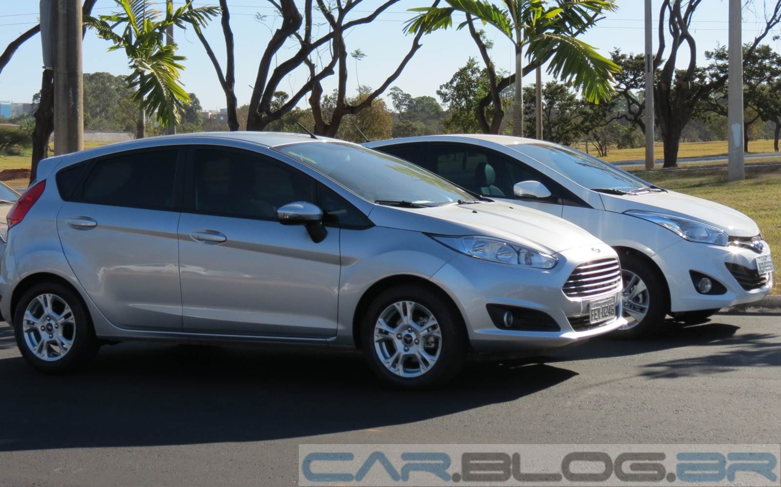 Ford Fiesta SE x Hyundai HB20 Premium automáticos: comparativo de custo ...