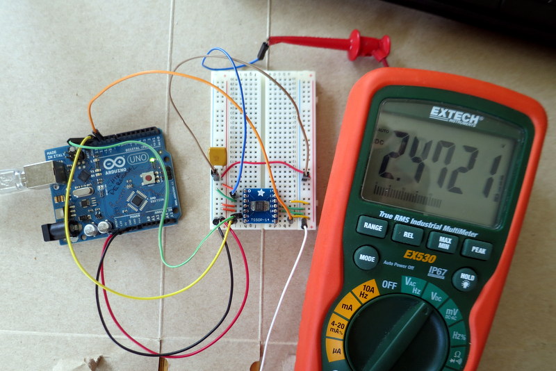 Synth Hacker: Surface Mount DigiPot with an Arduino Uno