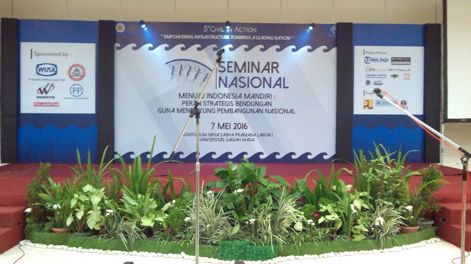 jasa backdrop dijogja: backdrop event seminar di gsp ugm