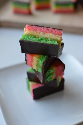 Playing with Flour: Tri-color cookies - the twelve hour project