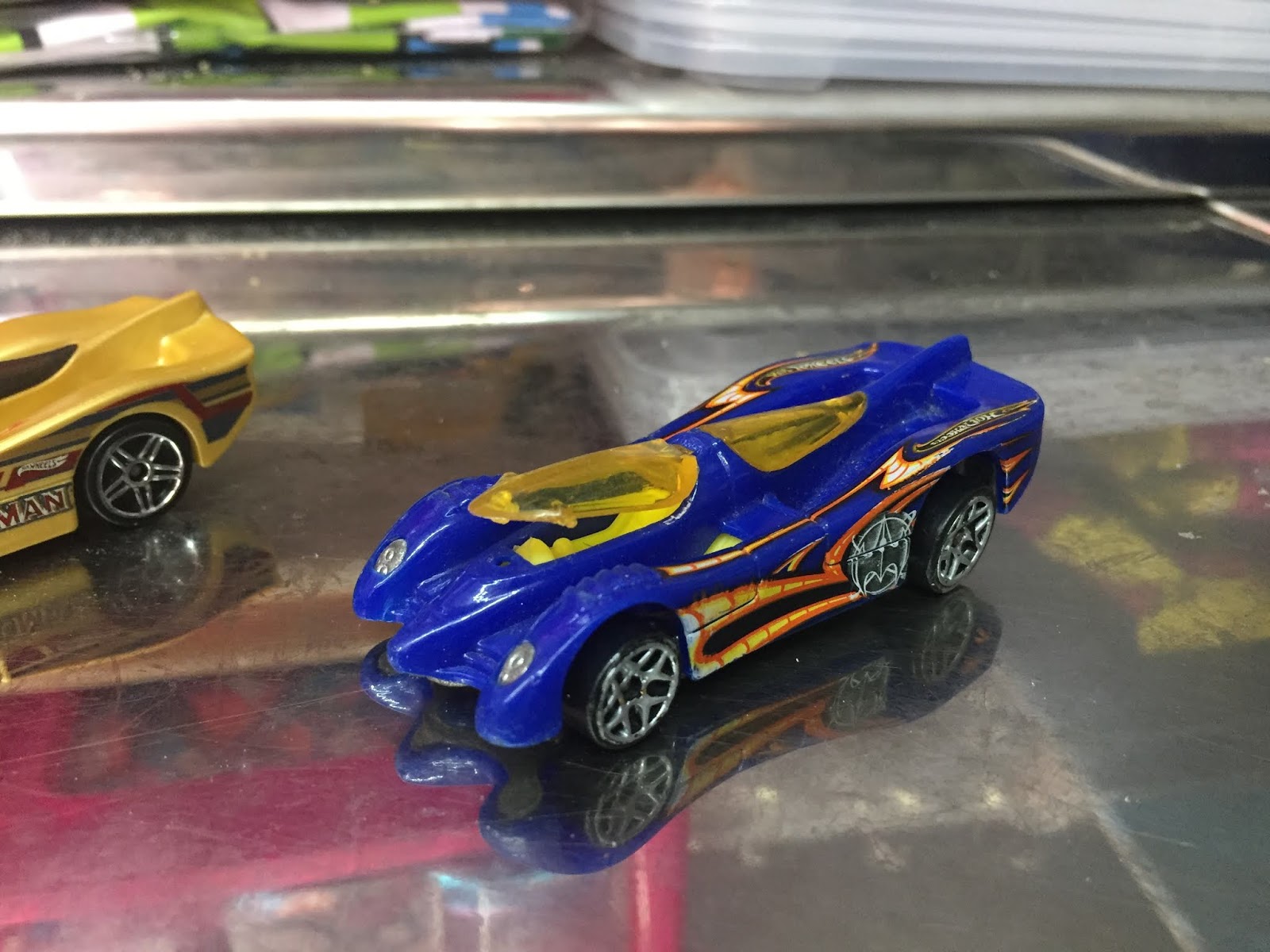 MIS COCHES DE ESCALA DE 1.60: POWER PISTON (HOT WHEELS)