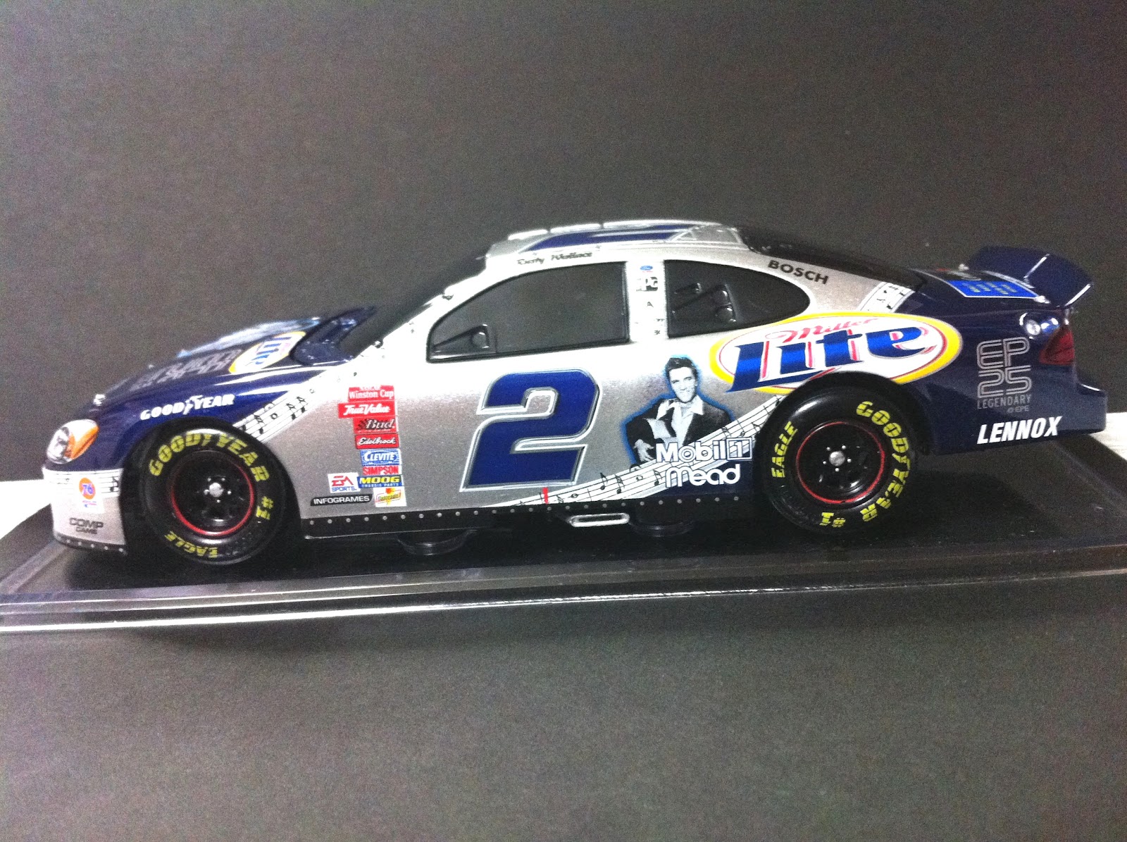 Miniaturas & Cia: Ford Taurus - Nascar 2002 - Rusty Wallace - Special ...