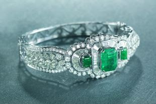 WOMEN'S WORLD: DIAMOND KANGAN FROM HAZOORILAL