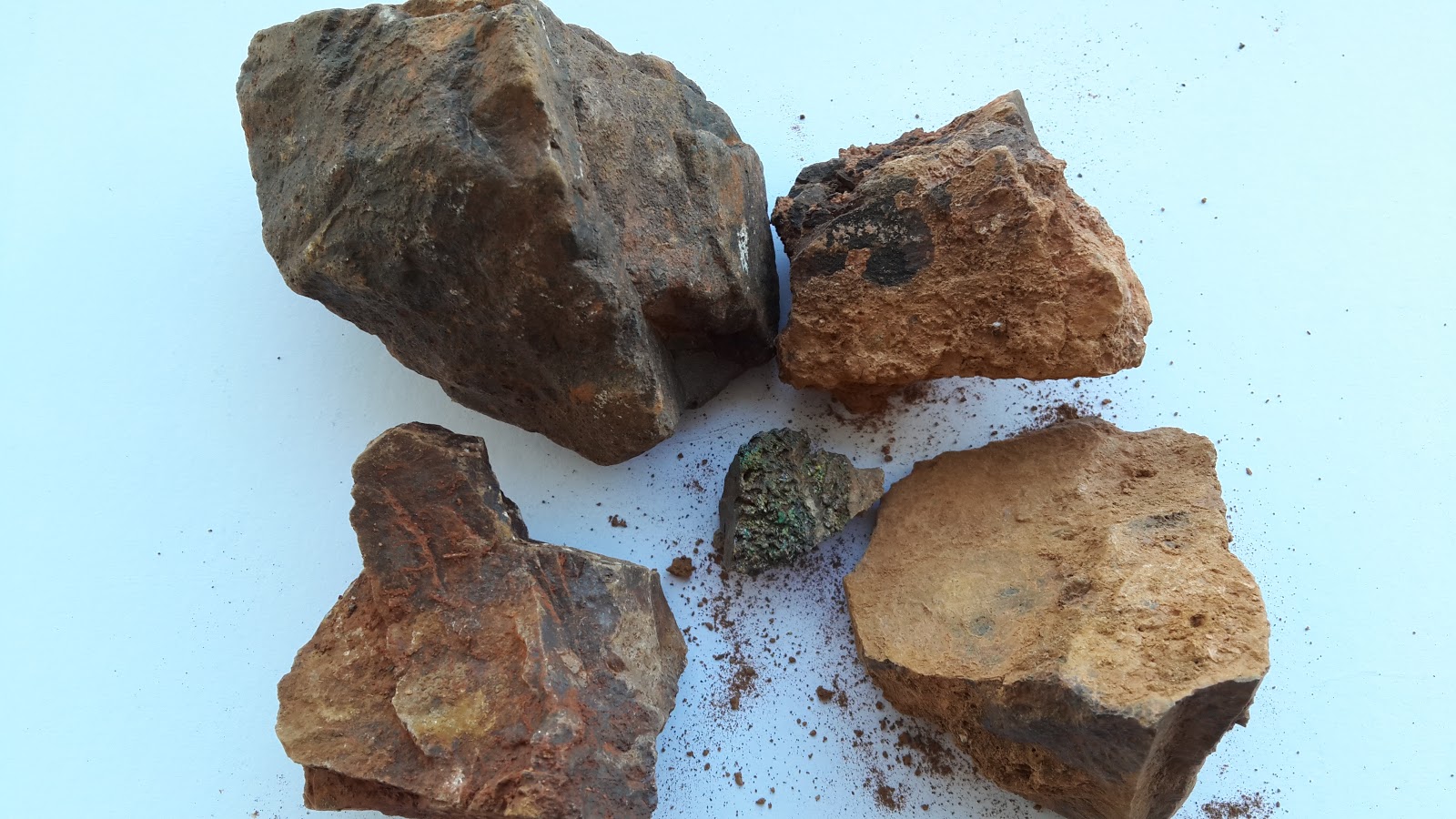 Cement and Clinker: Bauxite Ore - Monohydrate Bauxite Ore