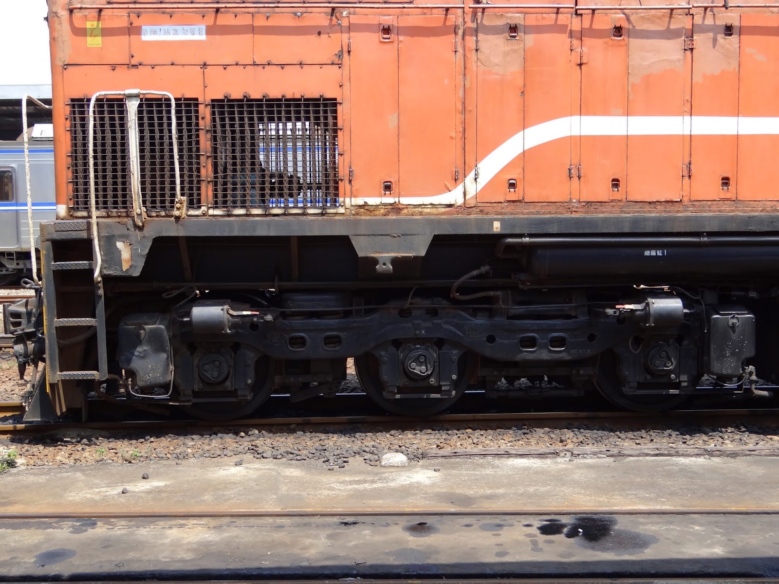 Blair's 鐵道攝影: R157柴電機車 / TRA R157 Diesel-electric Locomotive