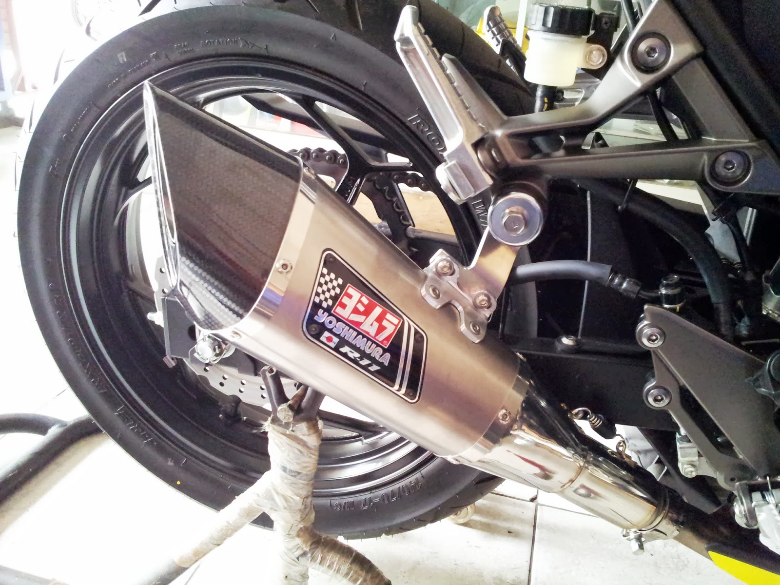 Kawasaki Z250 VR46 edition