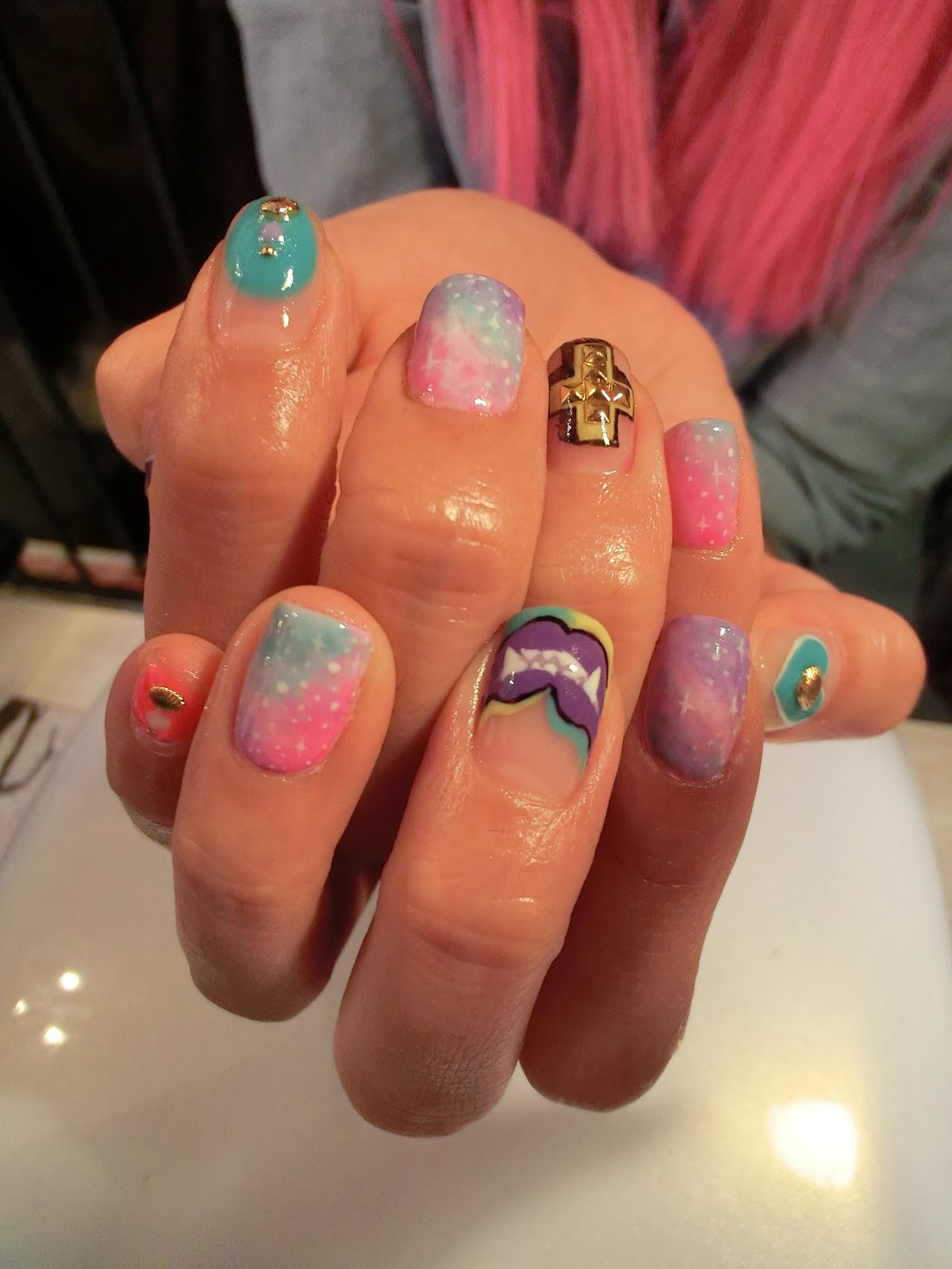 Lazy laundry: Akiko Hair & Nails