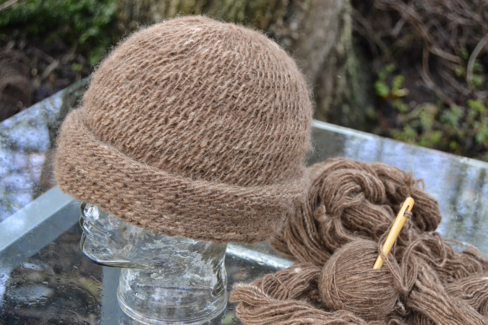 vild med uld: Hue i nålebinding - åslesting.