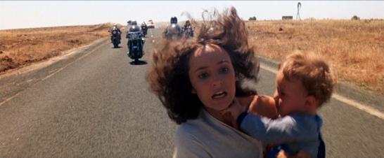 Side By Side: MAD MAX (1979) vs. MAD MAX: FURY ROAD (2015) | Merc With ...