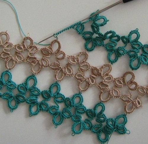 ALLTOPPINS!: Cro-tat Crochet Tatting Frivolite!