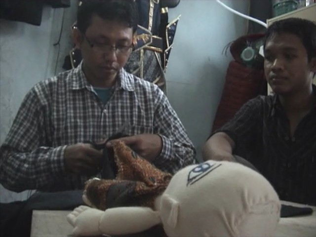 bursakreasi: Kerajinan Boneka Wayang, Mengenalkan Tradisi Sejak Dini
