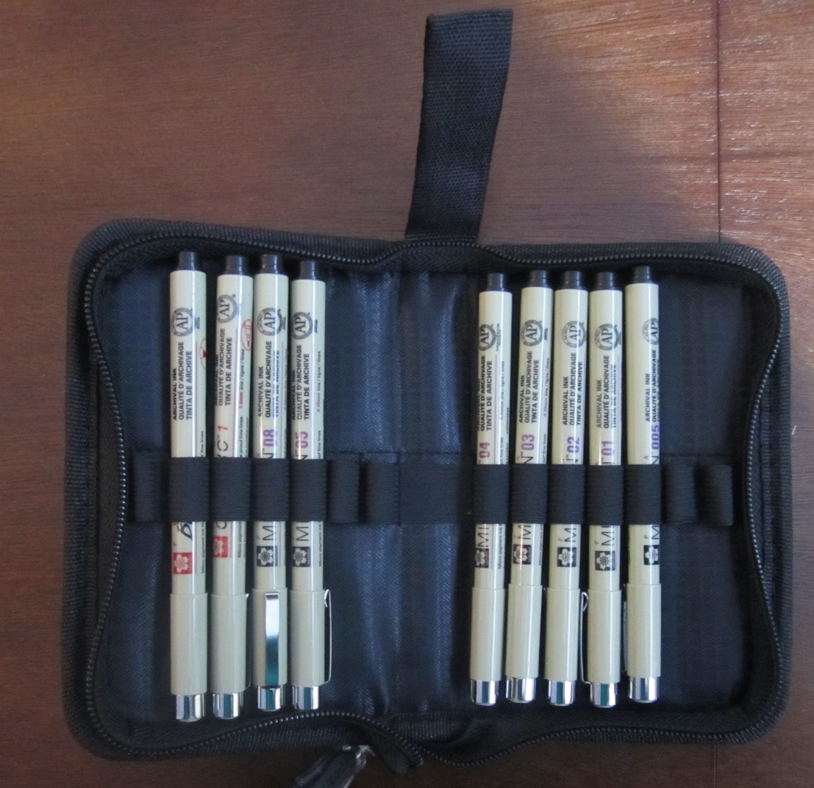 Review: Pigma Micron 9 Pcs Pen Set with Zippered Pen Case @Sakura # ...
