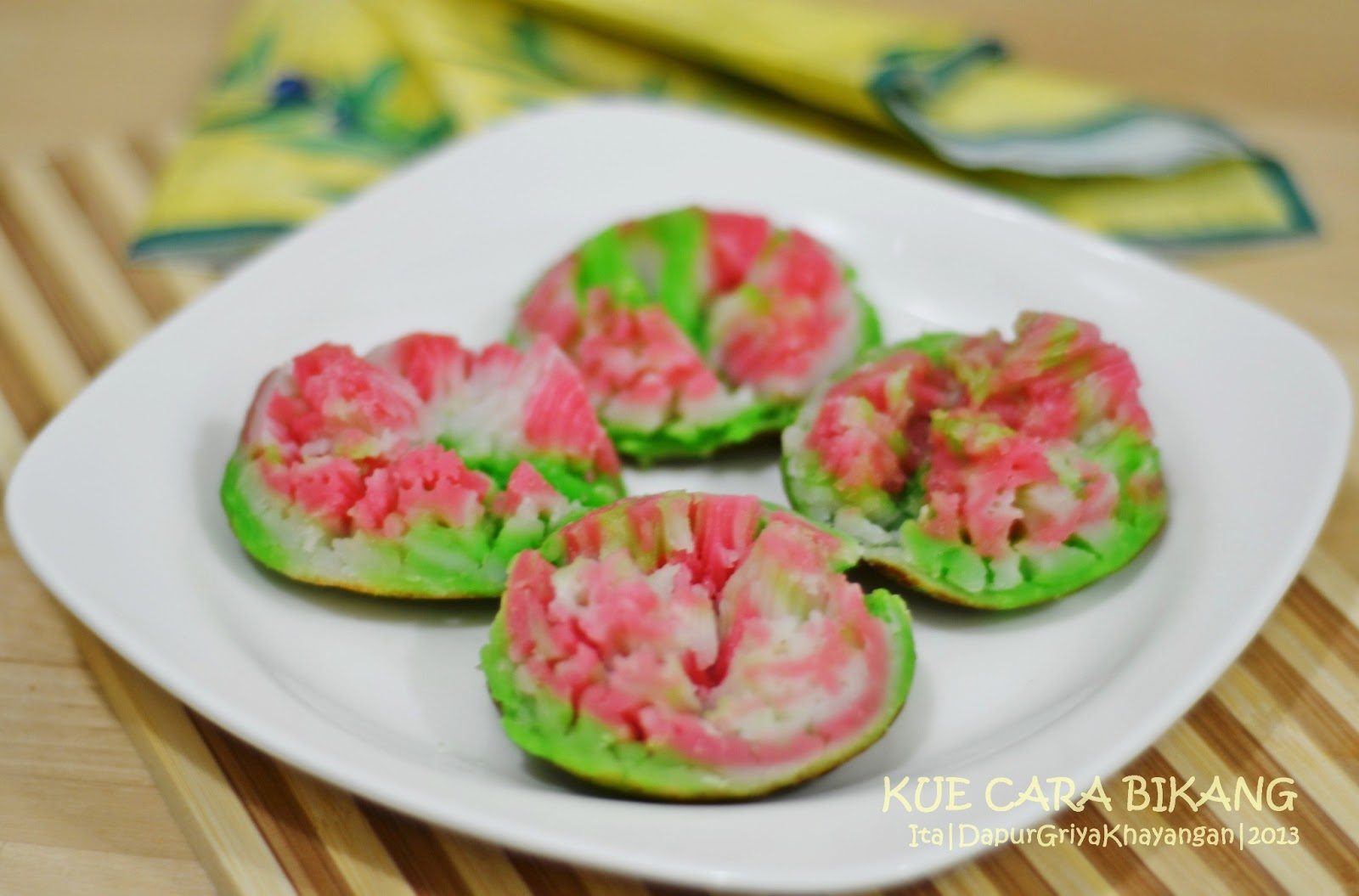 Dapur Griya Khayangan: Kue Cara Bikang