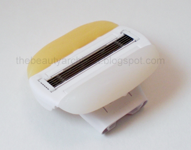 the beauty architect.: Gillette Venus & Olay Razor