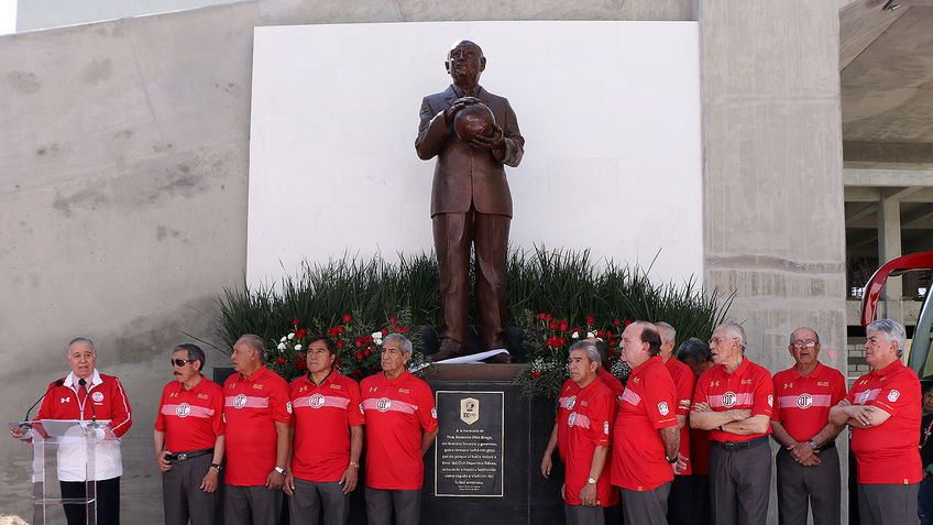 Teotihuacan en línea: Develan estatua de Nemesio Diez Riega en el marco ...