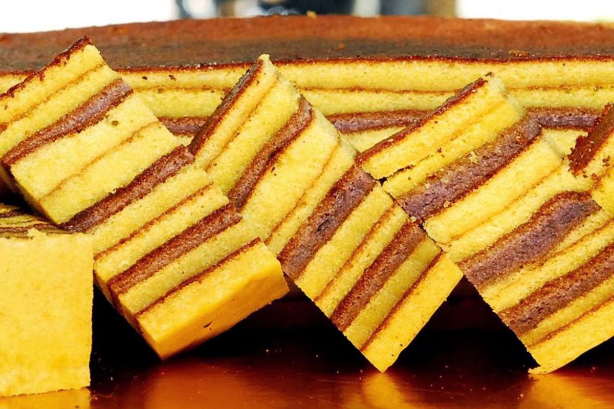 Raya Celebration 2023: Dayang Kek Lapis Sarawak - Blueberry