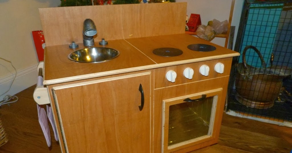 An English Homestead: Homemade Toy Kitchen