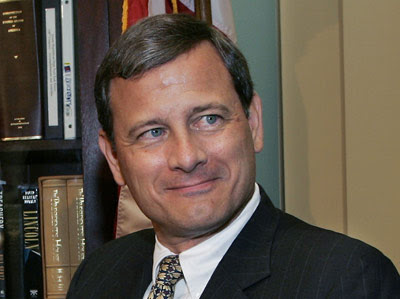 DownWithTyranny!: Is Chief Justice "Smirkin' John" Roberts smiling ...