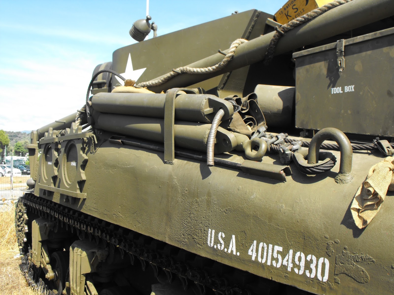USS-Prizuttu: Walk around: Sherman "recovery" M32 B1