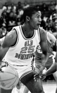 Mark Davis: ¡dame el balón que la meto yo!