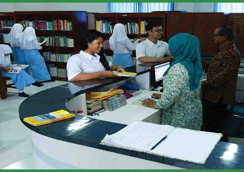 Buku Panduan Gerakan Literasi Sekolah (GLS) di SMK - Guru Mulia Buku Panduan Gerakan Literasi Sekolah (GLS) di SMK - Guru Mulia