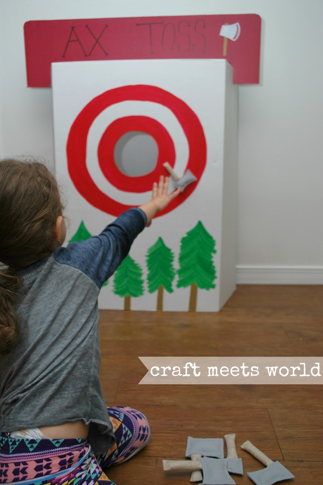 Craft Meets World: DIY 'No Sew' Axes for Ax Toss Game
