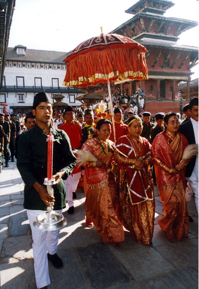 Nguyễn Phú Blog: DASHAIN- TẾT NEPAL: NGÀY THỨ 7 PHULPATI