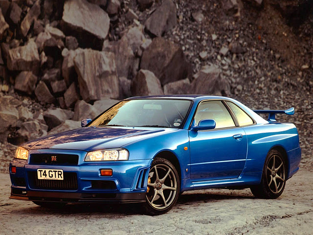 Felippe Carros: Toyota Skyline