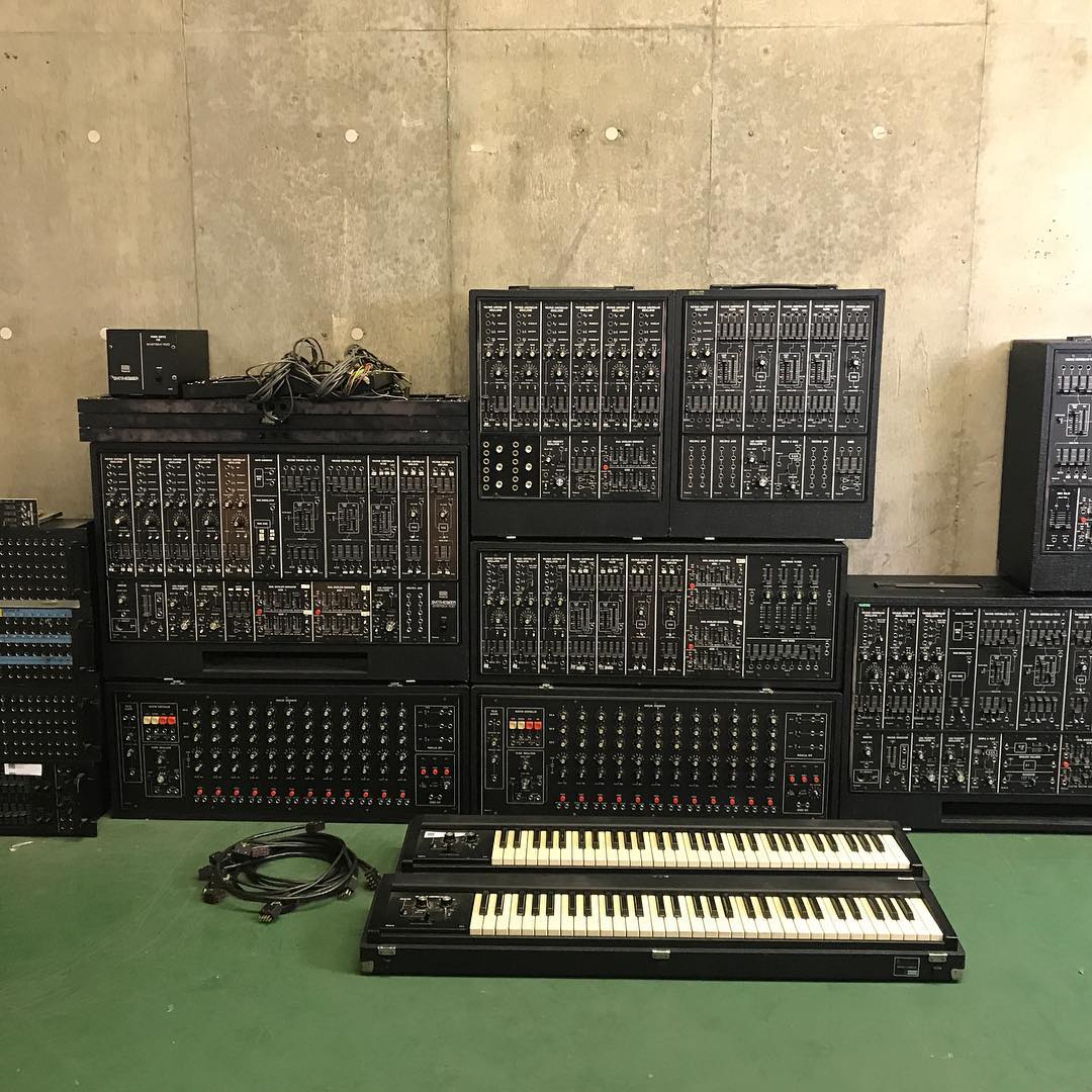 MATRIXSYNTH: Massive Custom Roland System 700 Modular System