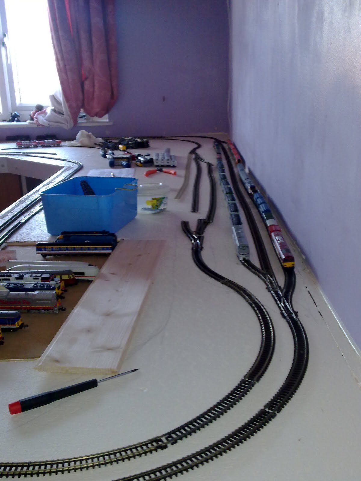 Andy and Bob's N Guage layout: outer mainline and fiddle yards