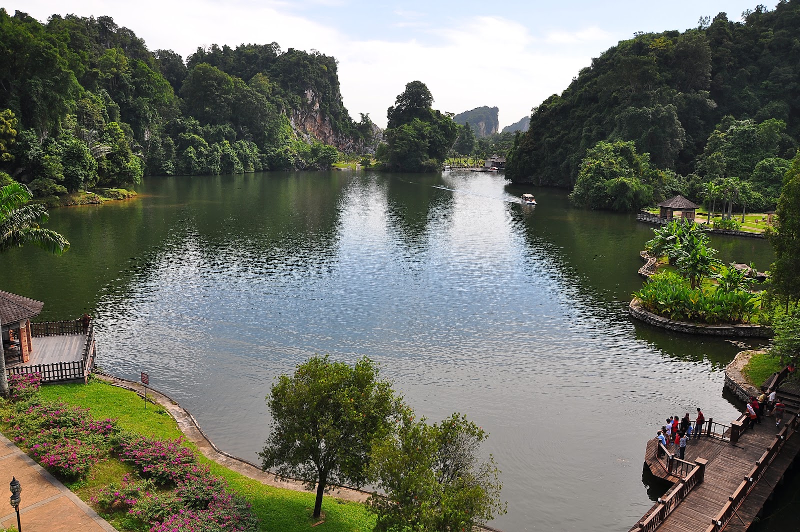 Sungai Siput Boy: Heaven Unveiled: Taman Rekreasi Gunung Lang @ Gunung ...