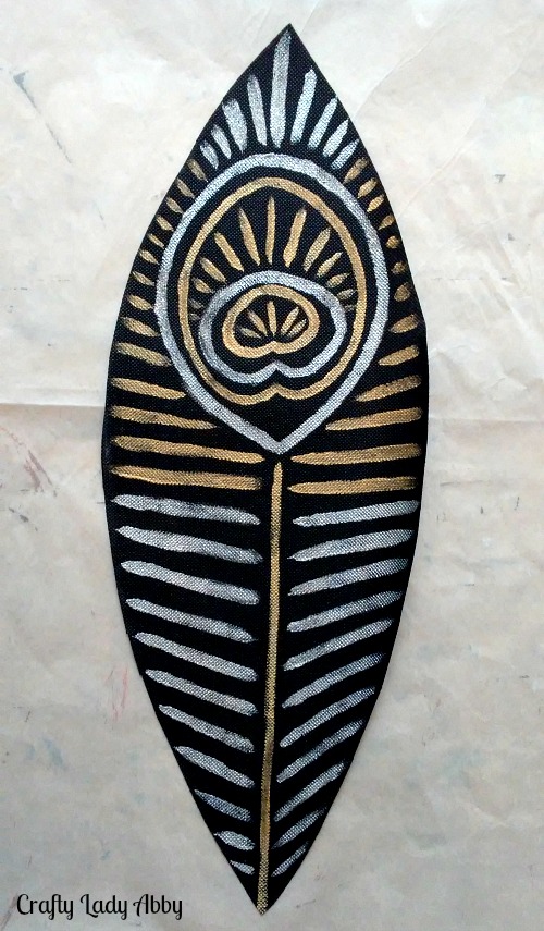 SEWING DIY: Metallic Textured Feathers Wall Hanging