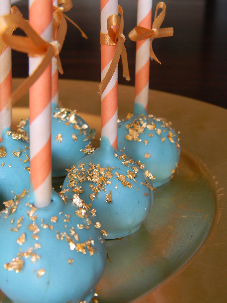 Nabeela's Bakeshop: Gold Leaf Cake Pops