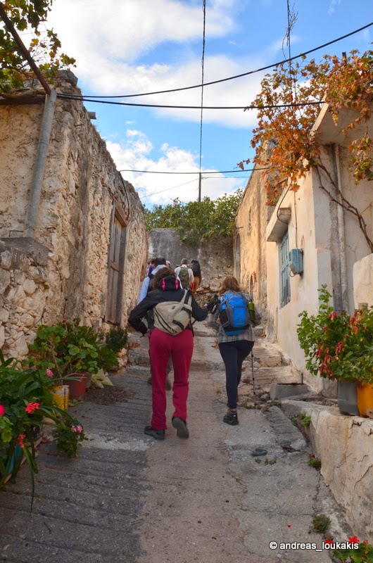EXPLORE MOUNTAINS: ΠΕΖΟΠΟΡΙΑ ΚΑΒΟΥΣΙ-ΚΑΣΤΡΟ-ΦΑΡΑΓΓΙ ΜΕΣΩΝΑ-ΑΖΟΡΙΑΣ ...