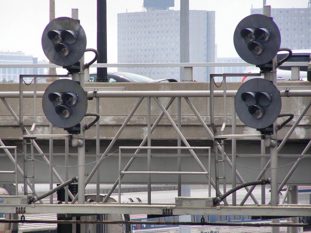 The Position Light: To G or not To G