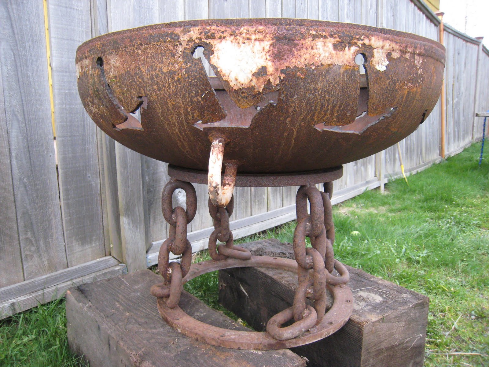 AKA daREMAKER: "AnkoR" FirE PiT or Boat Anchor can be used as either ...