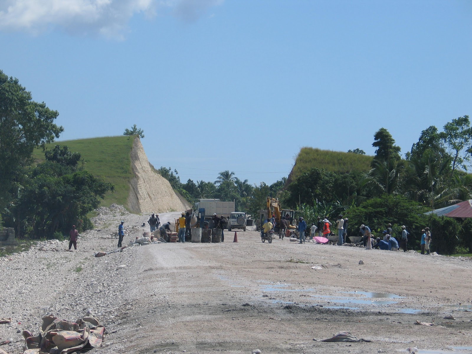 Vivre en Haïti au quotidien: Promenade vers Camp Perrin, Haiti