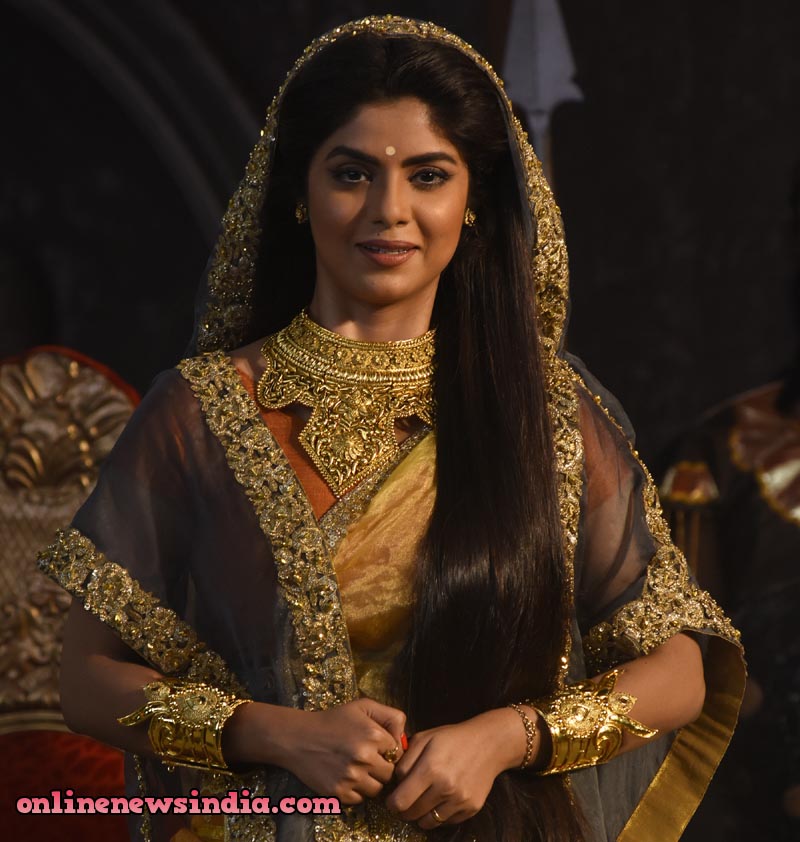 Sayantani ghosh to play Kunti in StarPlus’ KarnSangini