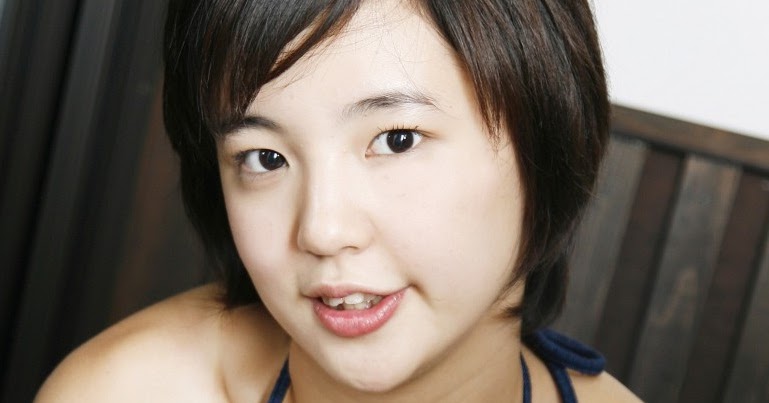 Sakura Aida Get My Popcorn Now 