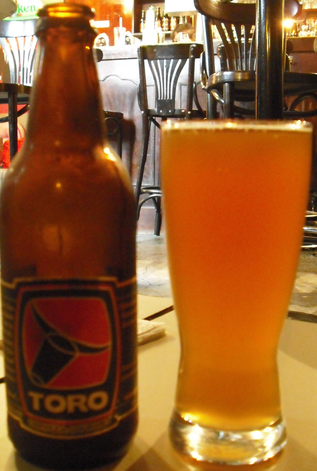 Beer and Records in Mexico City / Cervezas artesanales y vinilos en la ...