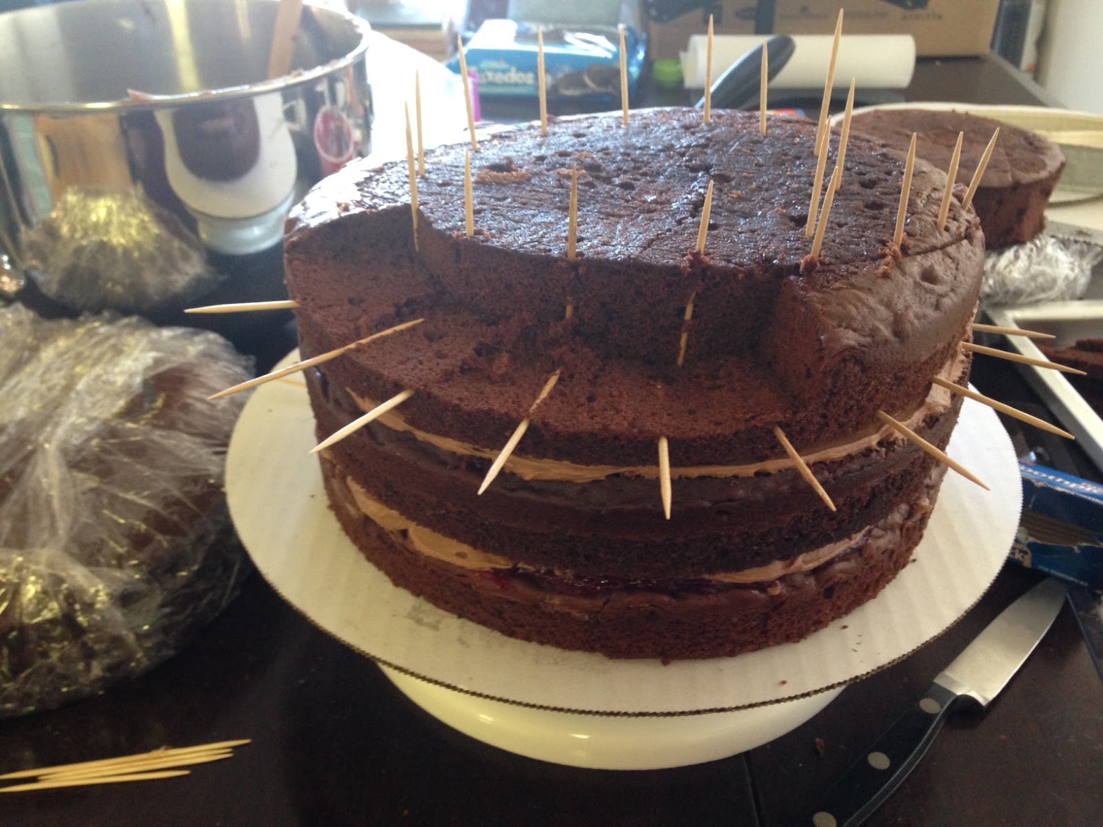 FROM ME TO YOU...: Creating a tiered spiral cake with fondant decorations