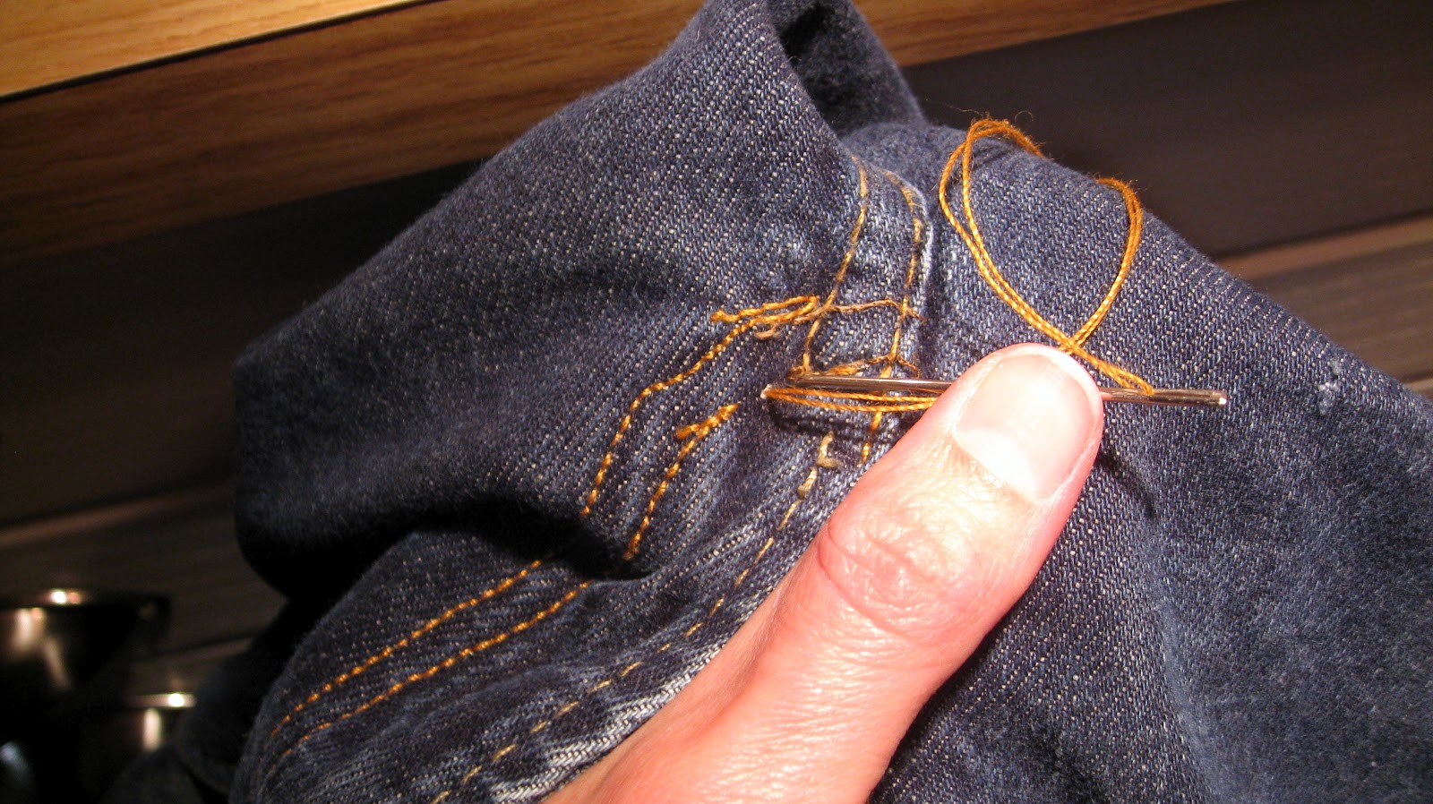 Beth Stone Studio: {Home} DIY: How to Fix a Broken Zipper