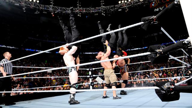 WWE In live!!!!: 6-MAN TAG TEAM MATCH