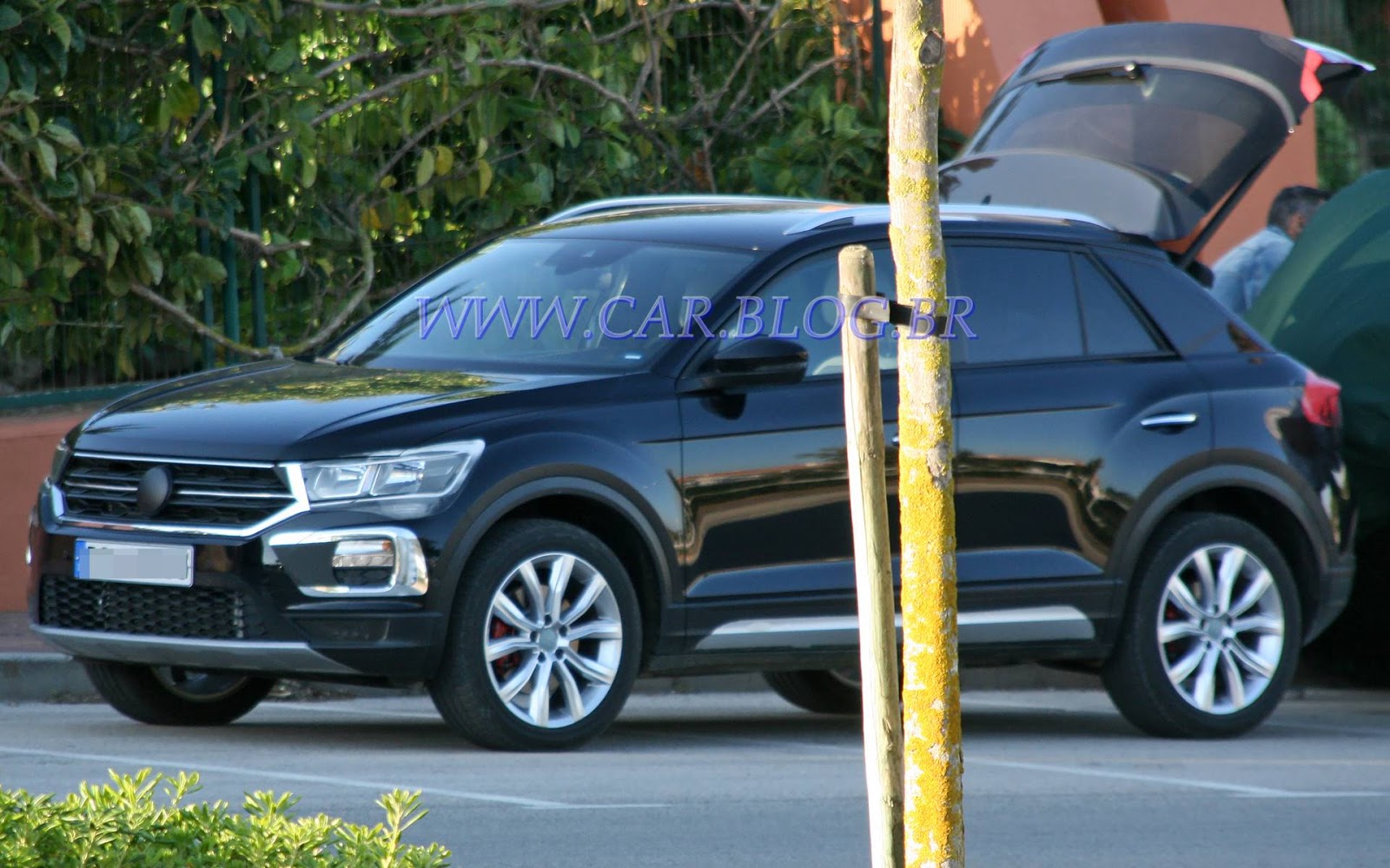 VW T-Roc - SUV compacto: fotos da versão de produção