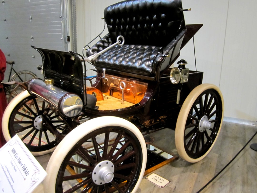 Travels of Pauline and Chuck: Vintage Treads and Threads Fairbanks, AK ...