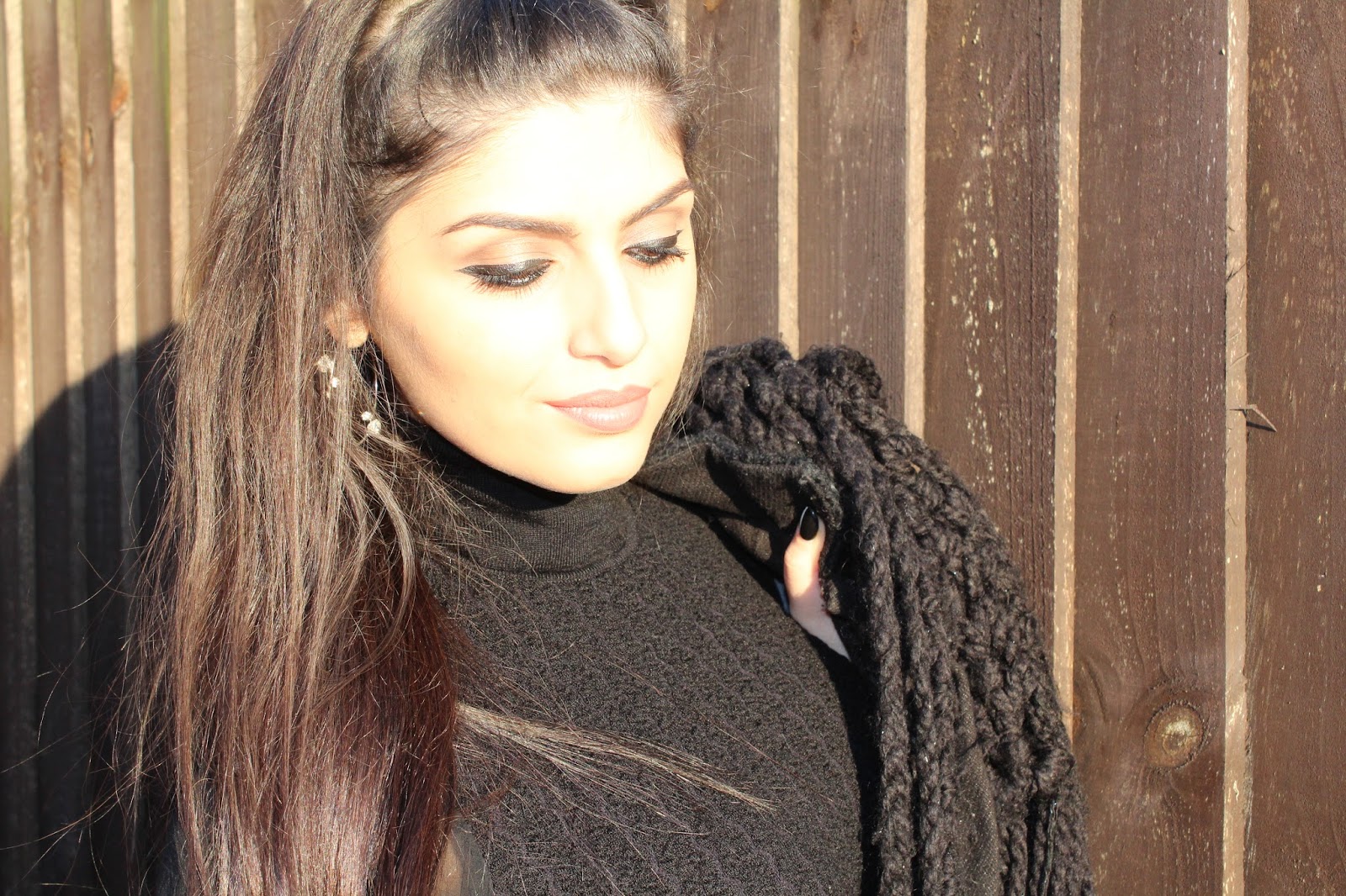 Kat Whispers...: On The Radar: XCLUSIVE! Interview with singer Eleni C