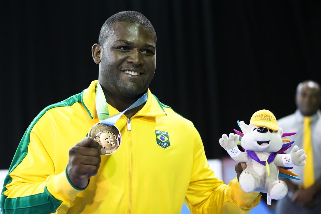 Joice Silva faz história e se torna a primeira brasileira campeã da ...