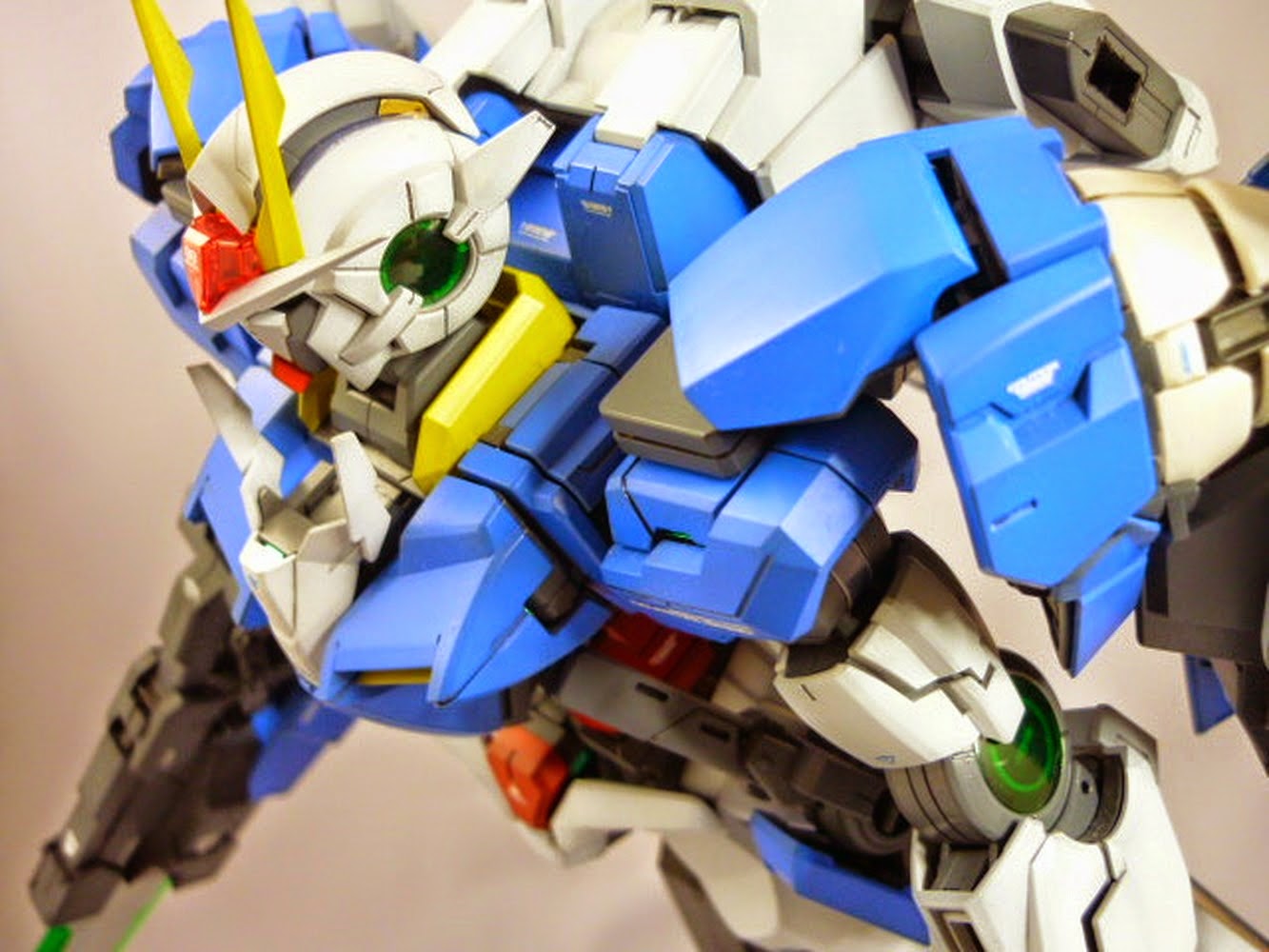 Gundam Family: PG 1/60 OO Raiser Custom Build